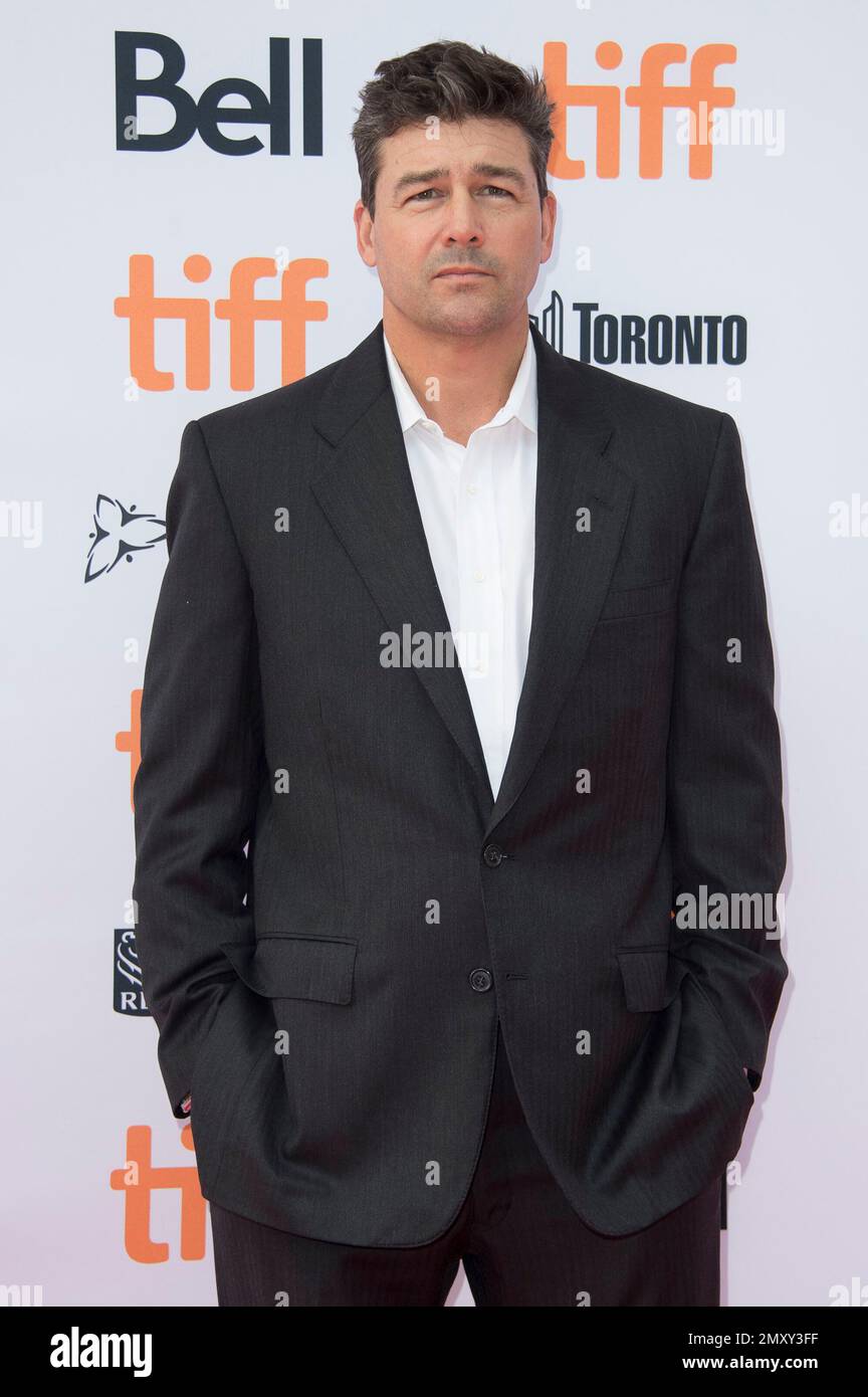 Kyle Chandler arrives at the "Manchester by the Sea" premiere on day 6 ...