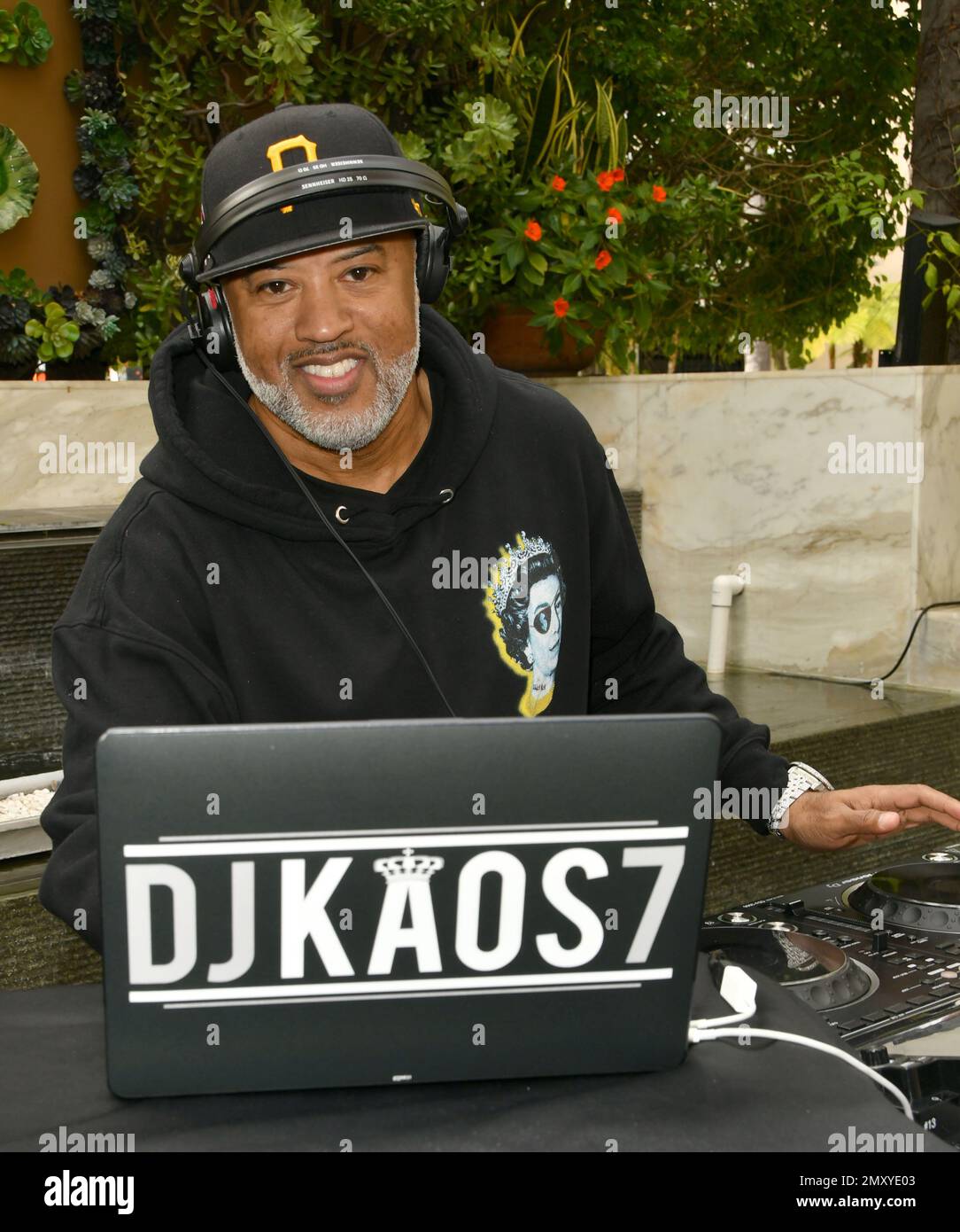 Dj kaos hi-res stock photography and images - Alamy
