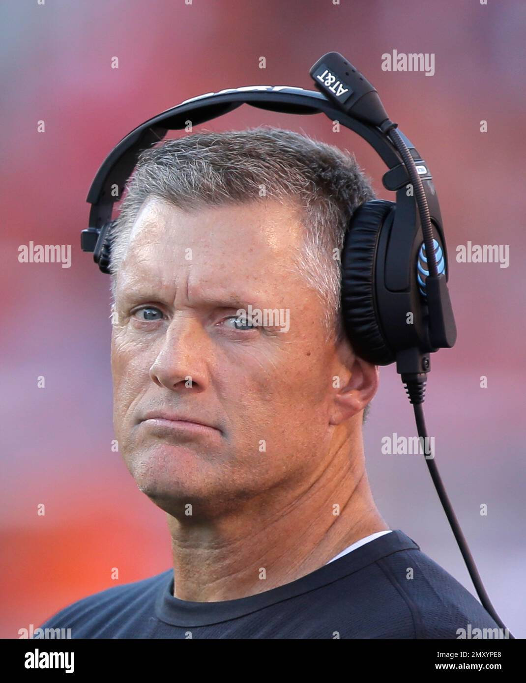 Utah head coach Kyle Whittingham looks on in the first quarter during ...
