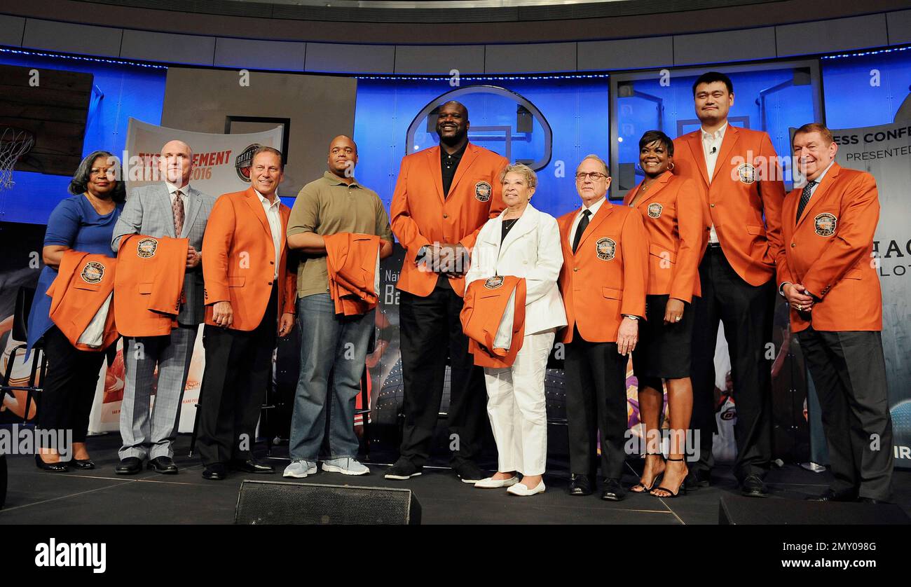 The 2016 class of inductees into the Basketball Hall of Fame, from the ...
