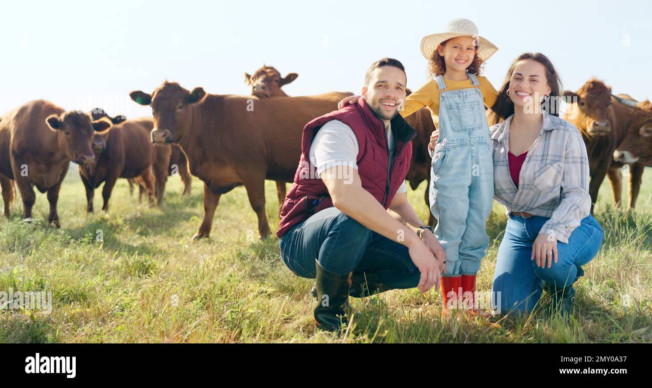Farm, portrait and family bonding in nature, looking at animals and ...