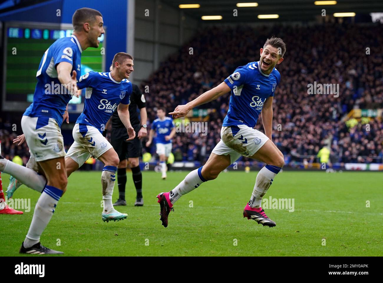 James tarkowski celebrates hi-res stock photography and images - Alamy