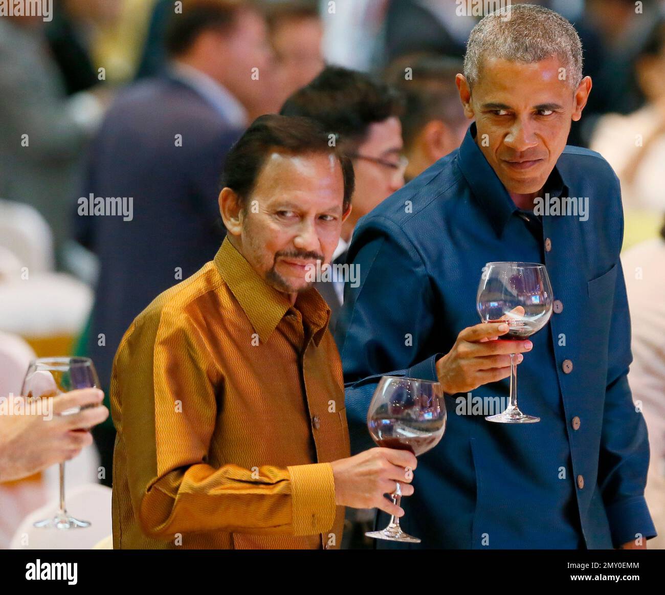 US President Barack Obama, right, makes a toast during the gala dinner ...