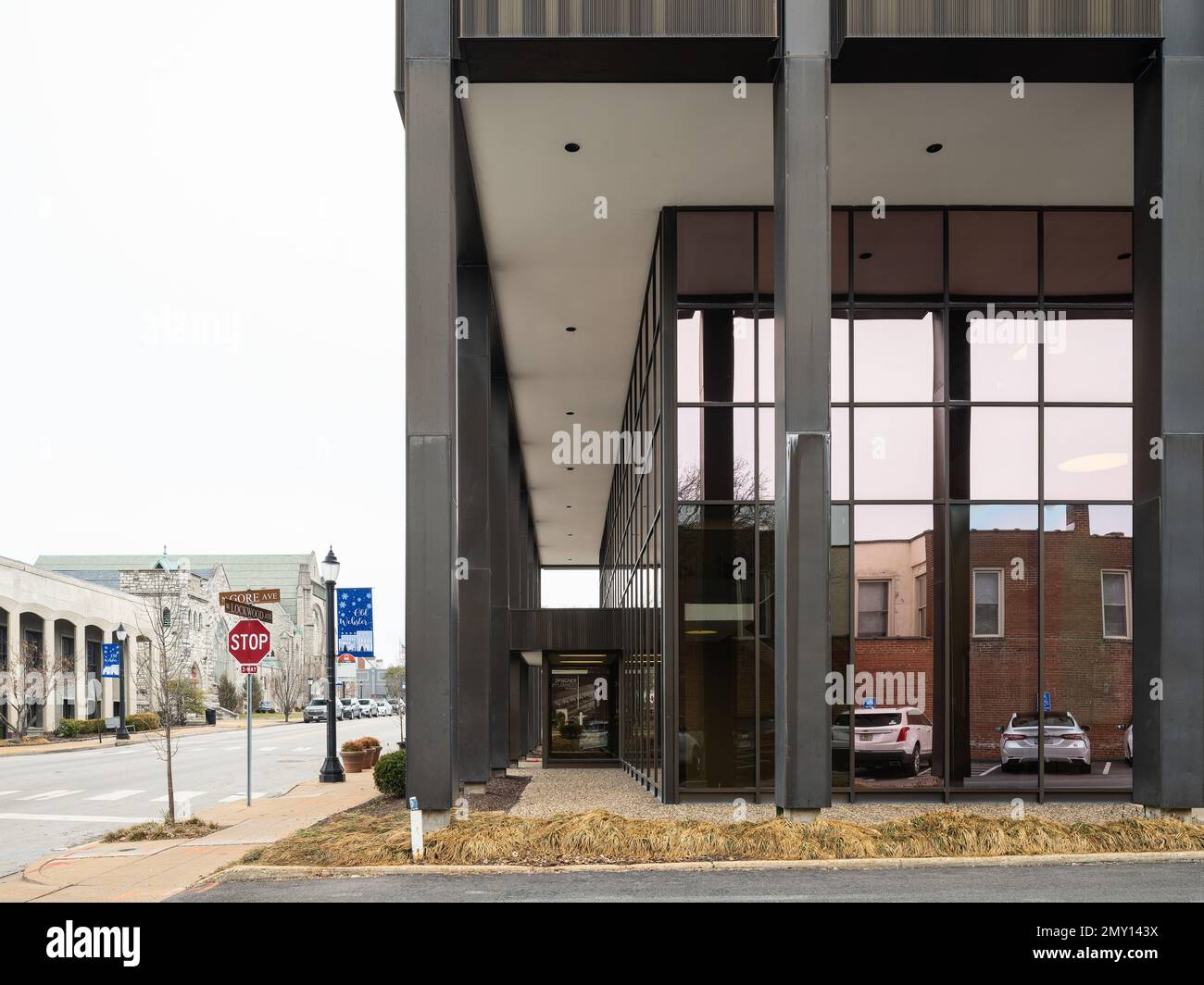 Farm and Home Savings building in Webster Groves Stock Photo - Alamy