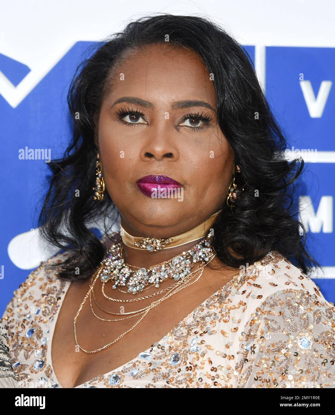 Wanda Johnson arrives at the MTV Video Music Awards at Madison Square ...