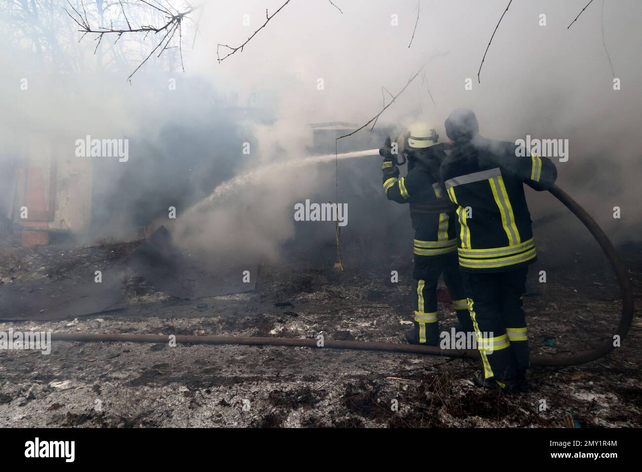 Non Exclusive: KRAMATORSK, UKRAINE - FEBRUARY 2, 2023 - Firefighters ...