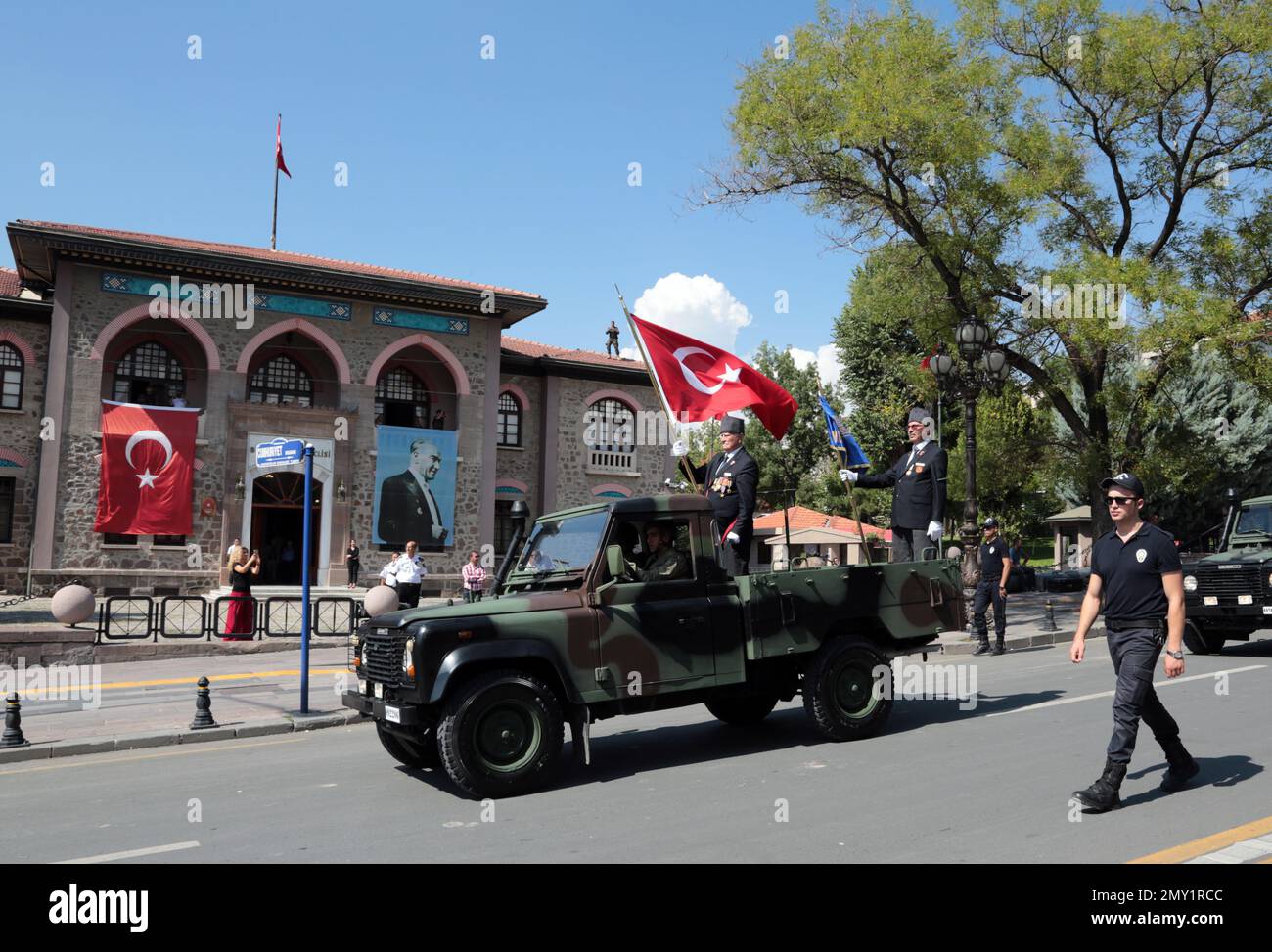 Veteran Turkish soldiers parade on Victory Day in Ankara, Turkey ...