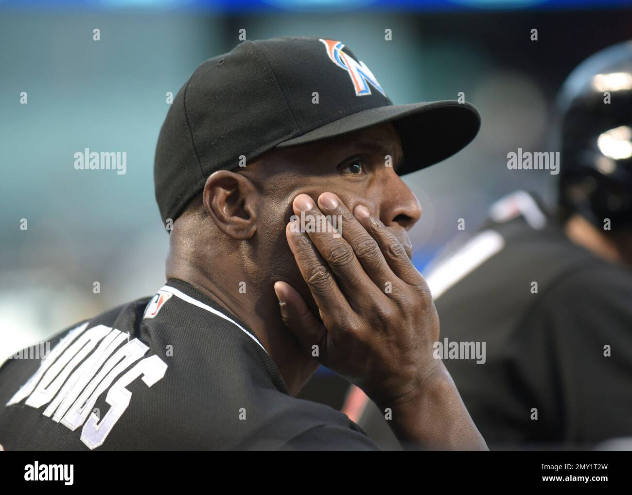 Miami Marlins hitting coach Barry Bonds looks on during the first ...