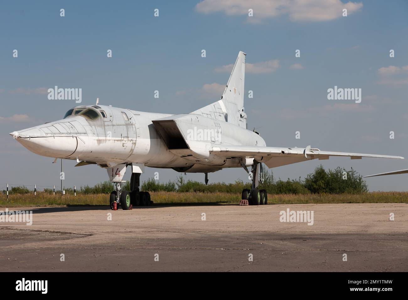 Tupolev Tu-22 Blinder heavy bomber Bomber jet of the Russian Air Force ...