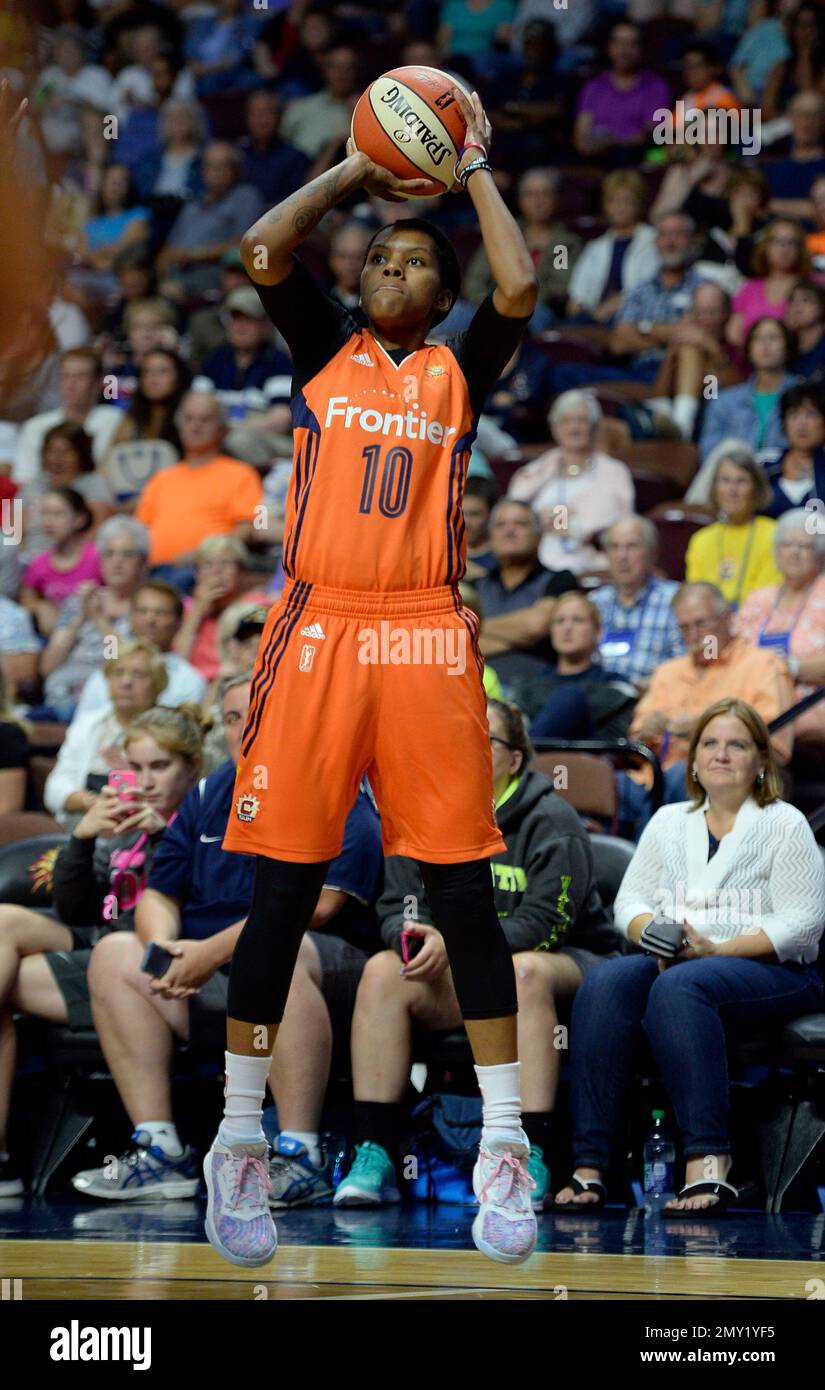 Connecticut Sun’s Courtney Williams during the first half of a WNBA ...