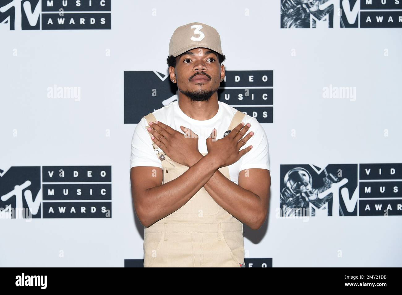 Chance The Rapper poses in the press room at the MTV Video Music Awards ...