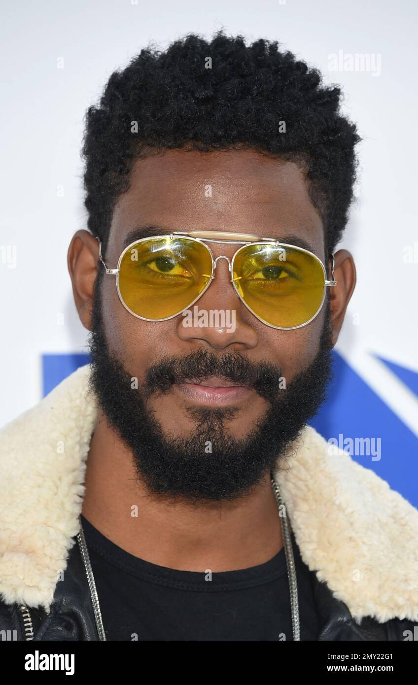 Myke Wright arrives at the MTV Video Music Awards at Madison Square ...