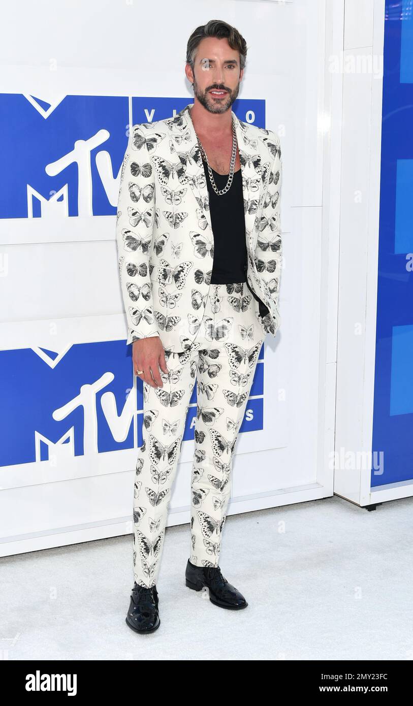 Robert Sepúlveda Jr. arrives at the MTV Video Music Awards at Madison ...