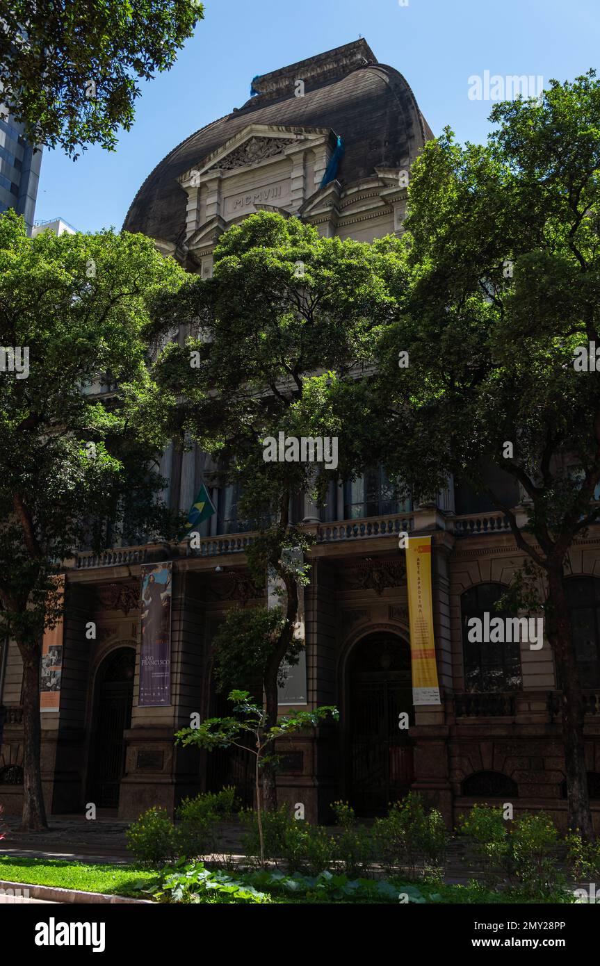 Main entrance of National Museum of Fine Arts building at Rio Branco ...