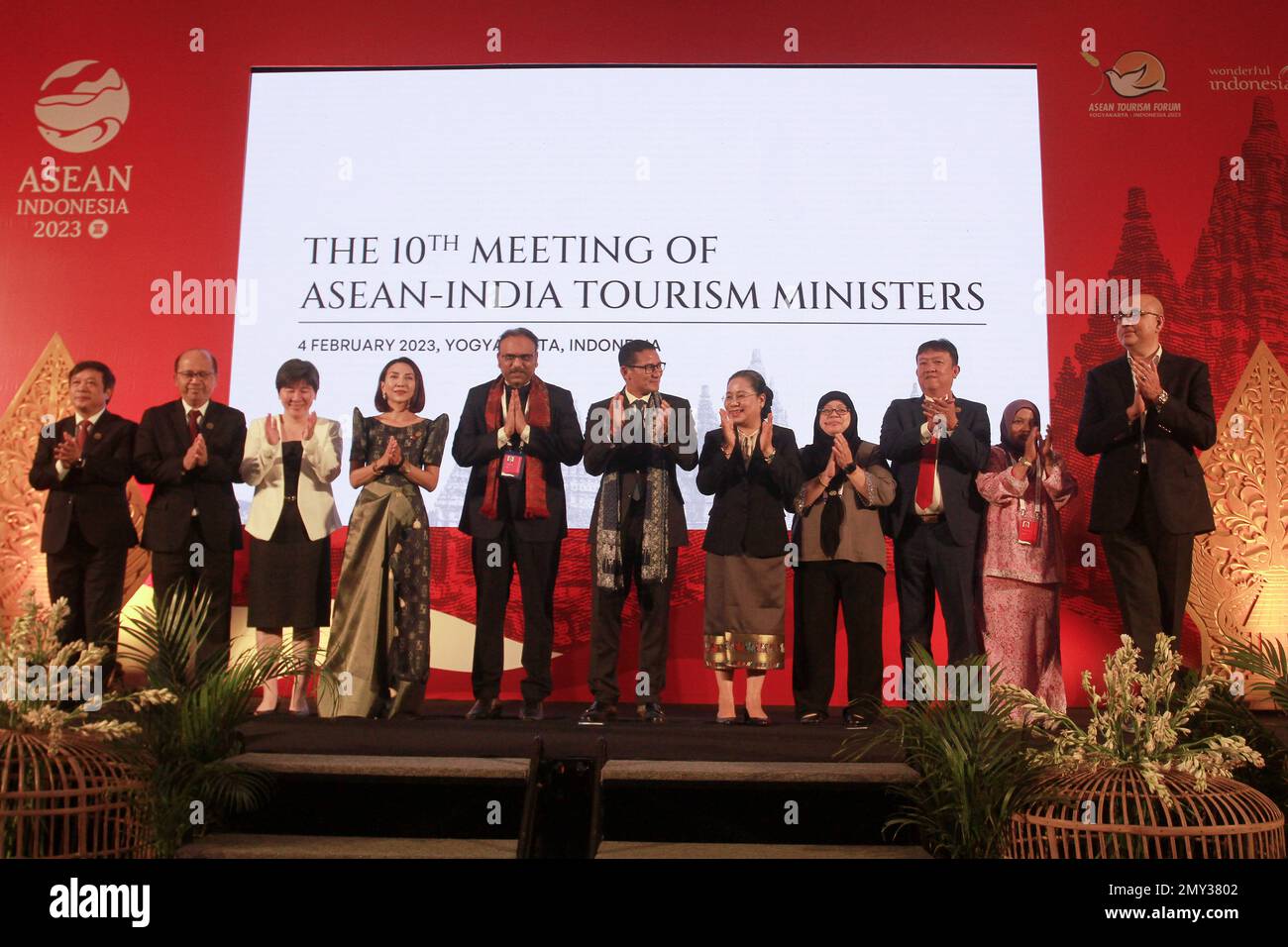 Asean tourism ministers hi-res stock photography and images - Alamy