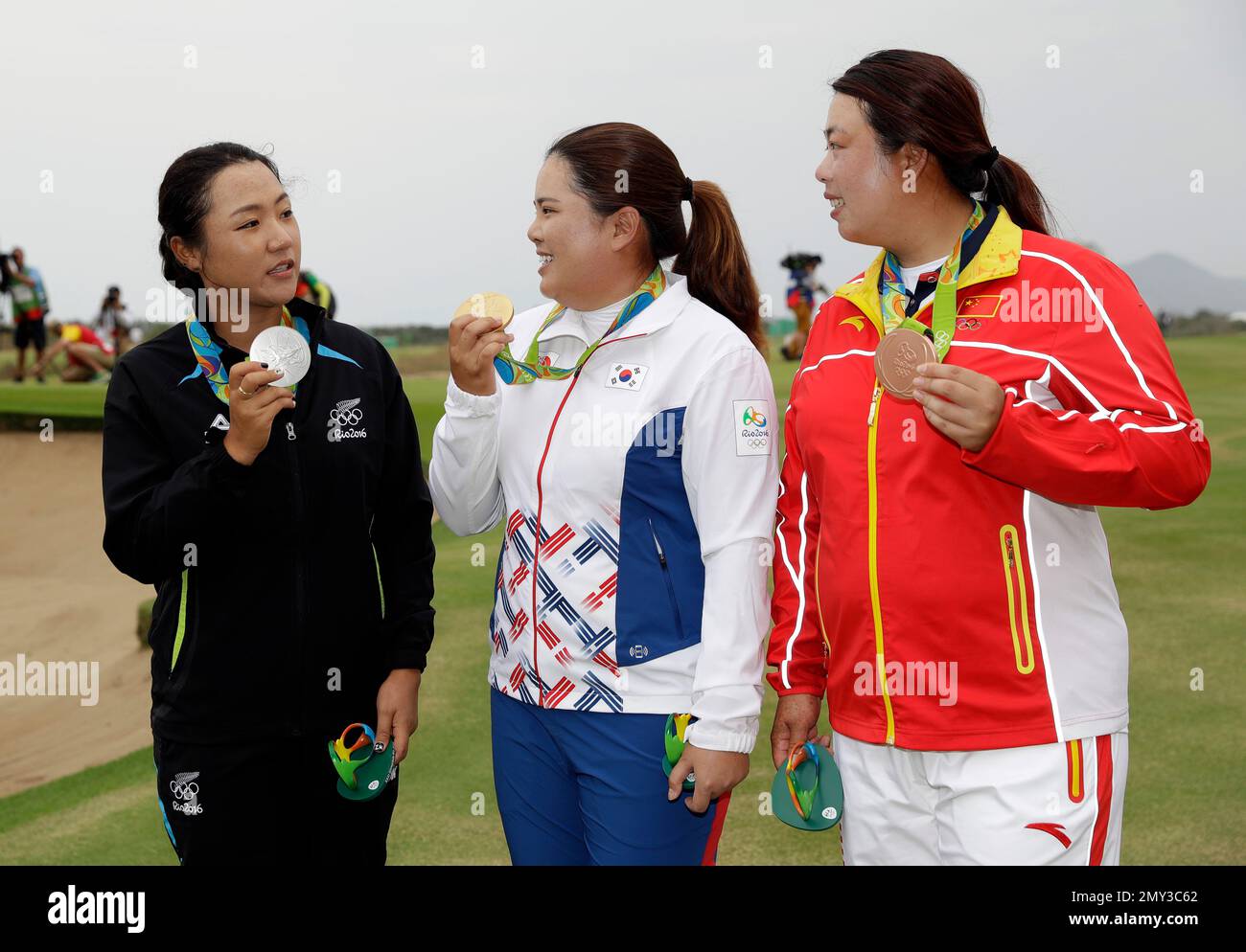From left to right, silver medalist, Lydia Ko of New Zealand, gold ...