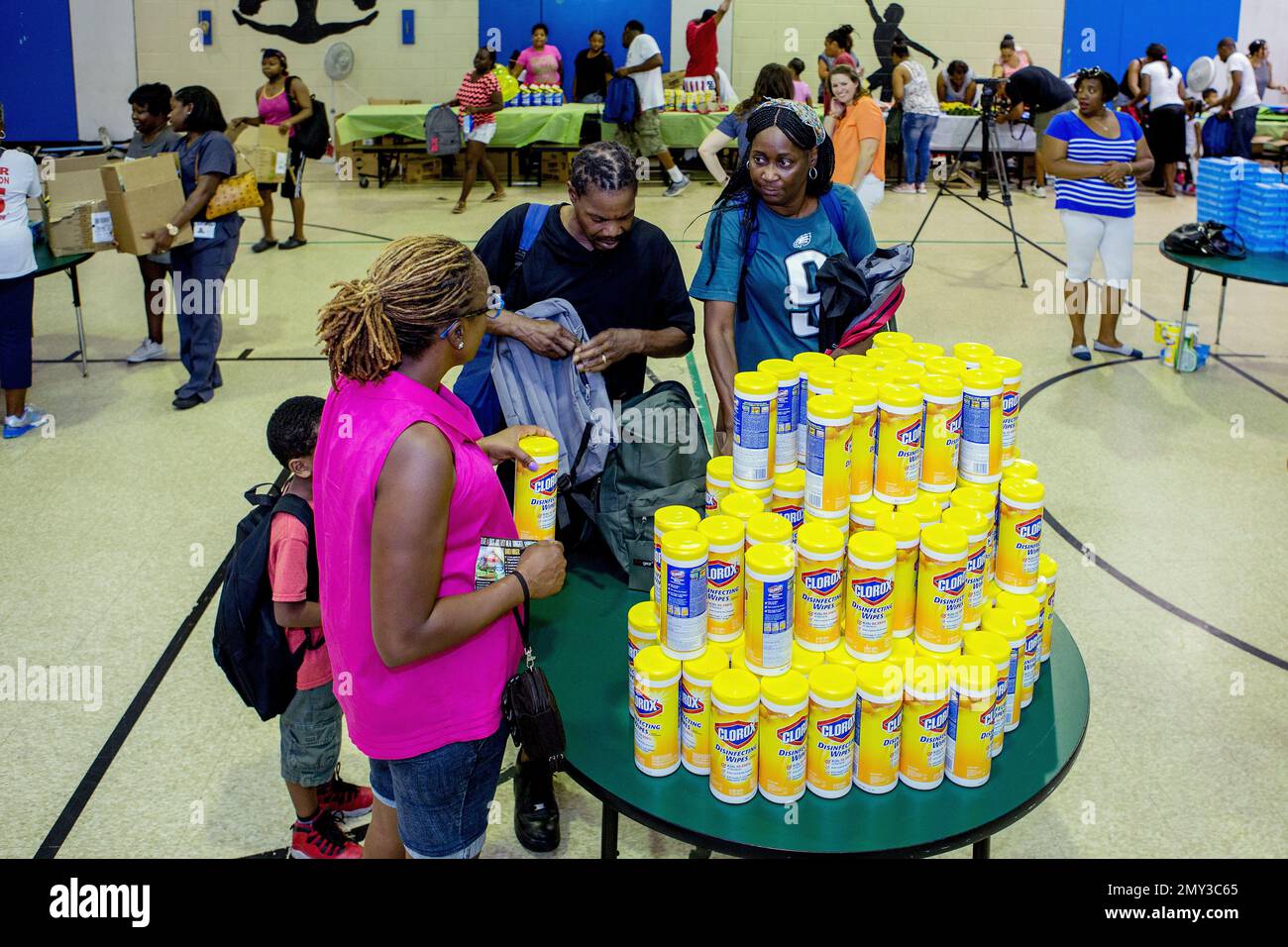 IMAGE DISTRIBUTED FOR CLOROX - Parents and students shop at the Clorox ...