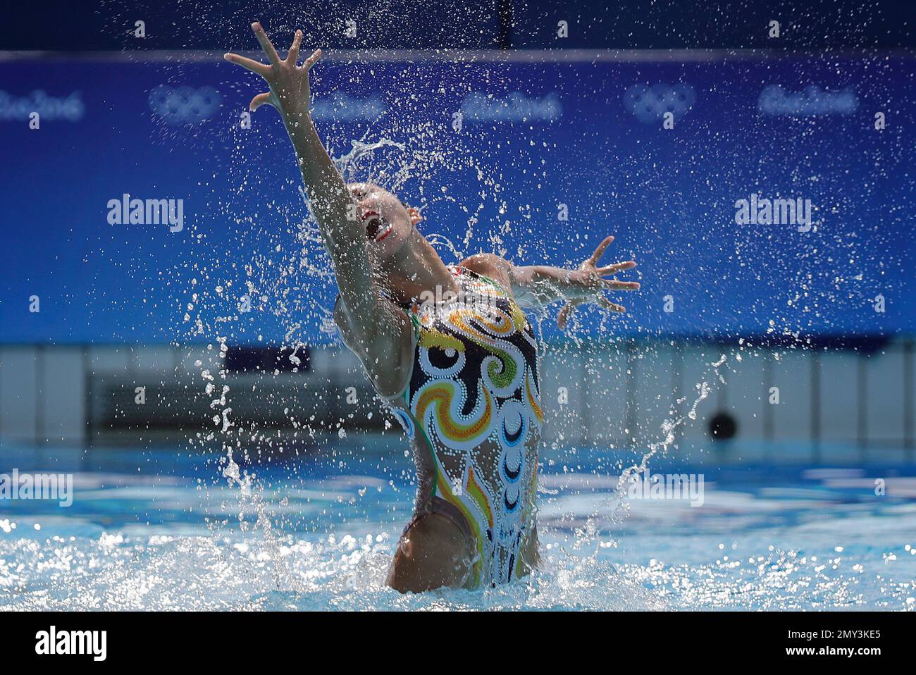 China's team compete during the synchronized swimming teams free ...