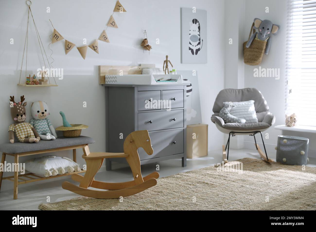 Changing diaper floor hi-res stock photography and images - Alamy