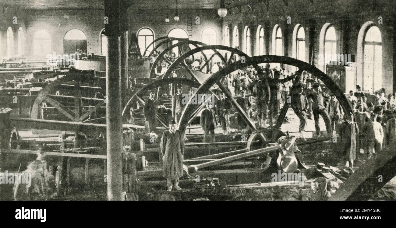 Workers on strike in the steel factory of Terni: Soldiers occupy the ...