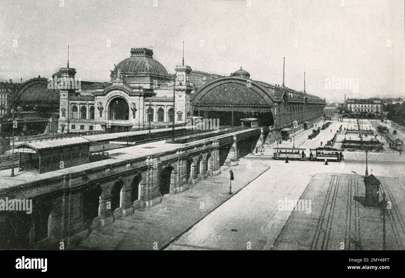 The railway station, Dresden, Germany 1900s Stock Photo - Alamy