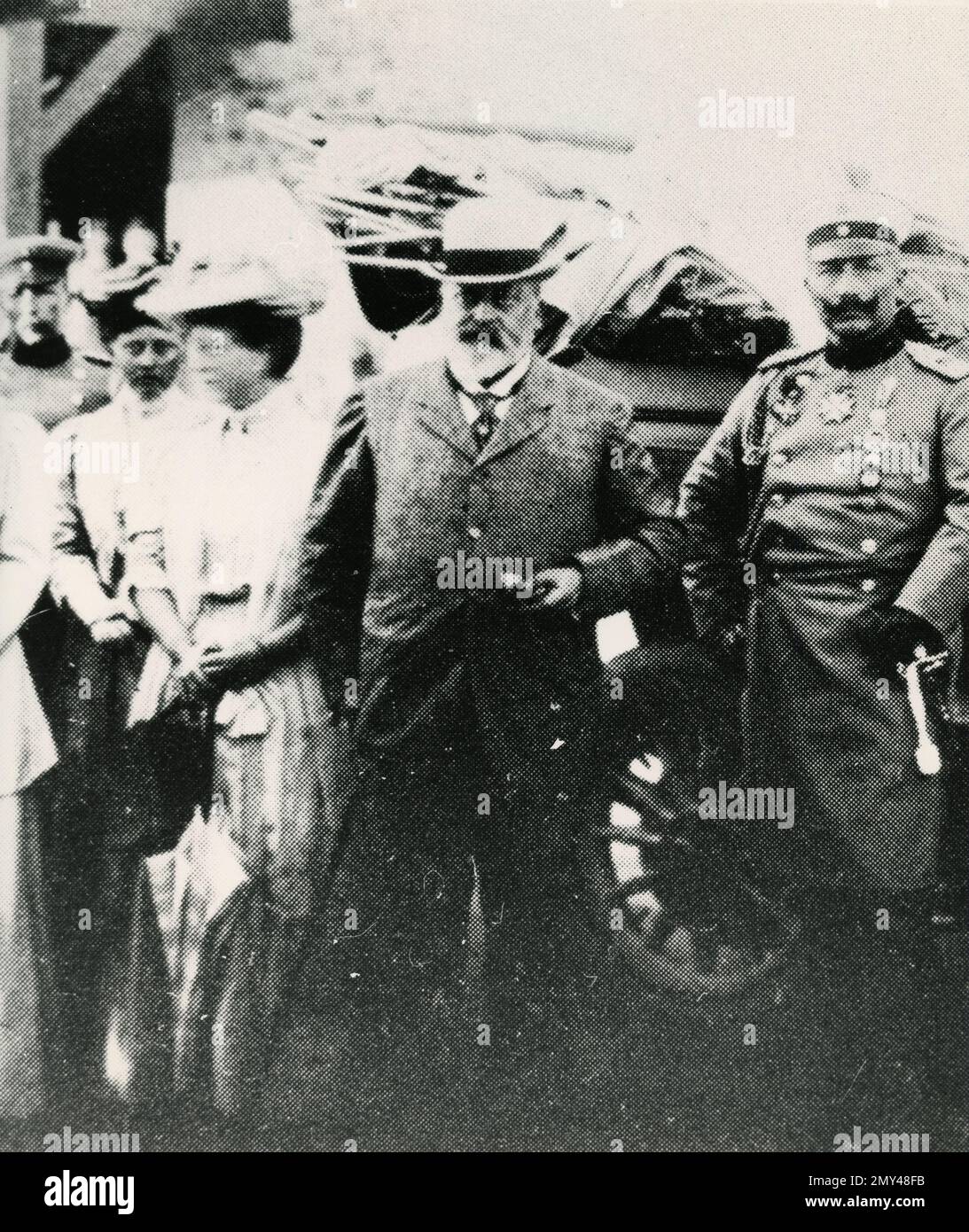 British King Edward VII (left) and Emperor of Germany Wilhelm II, 1903 ...