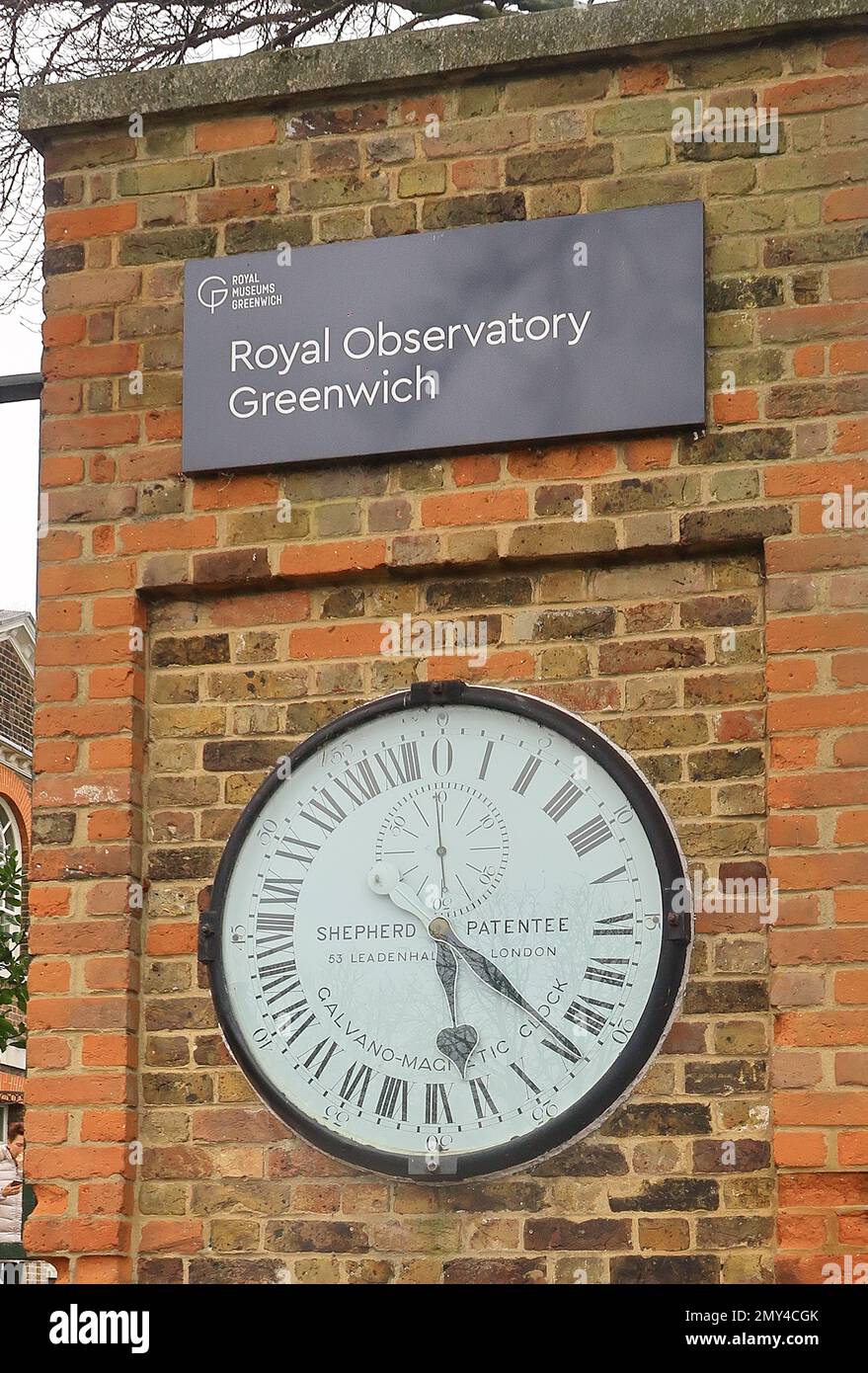 The clock face at Greenwich Observatory Stock Photo - Alamy