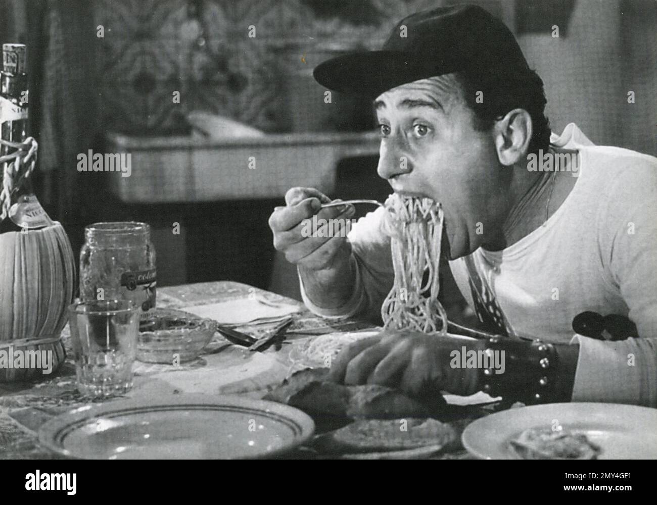 1954 is an american actor hi-res stock photography and images - Alamy