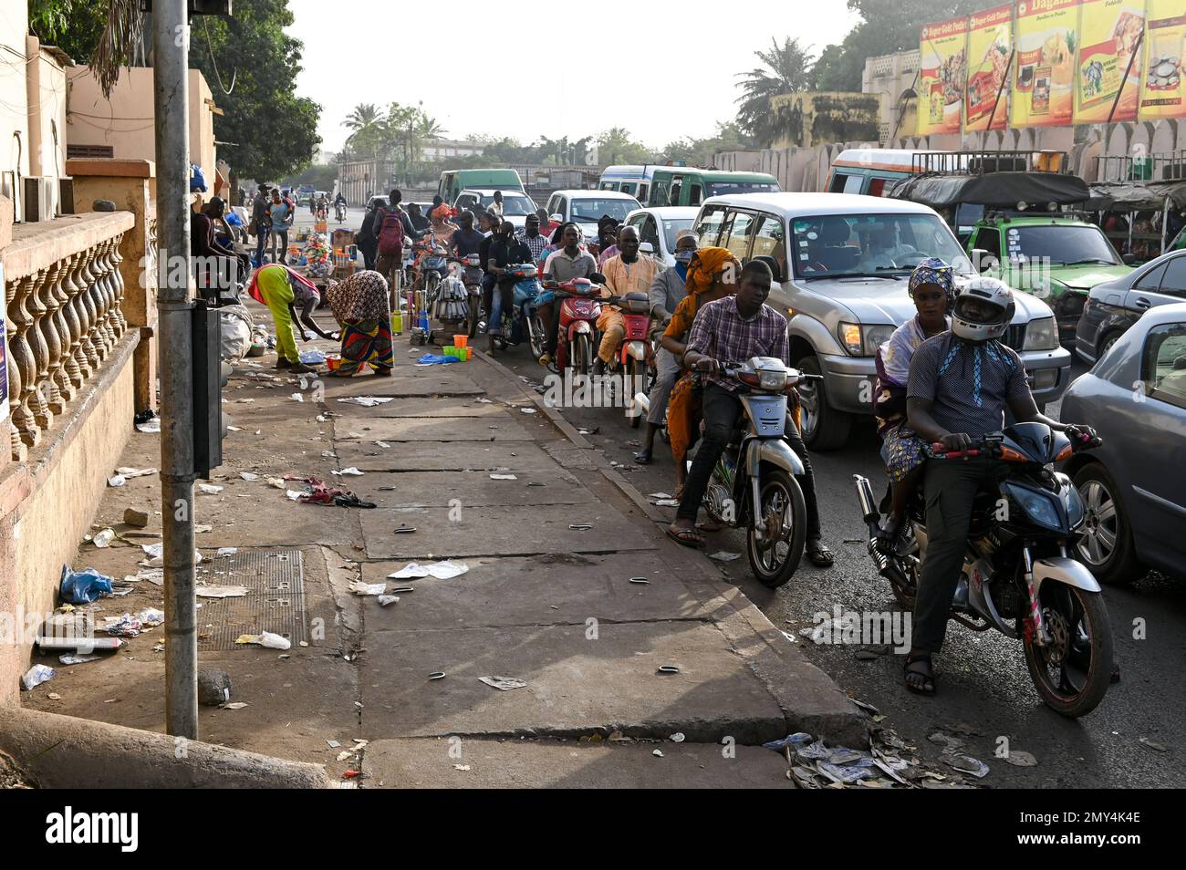 Mali daily life hi-res stock photography and images - Alamy