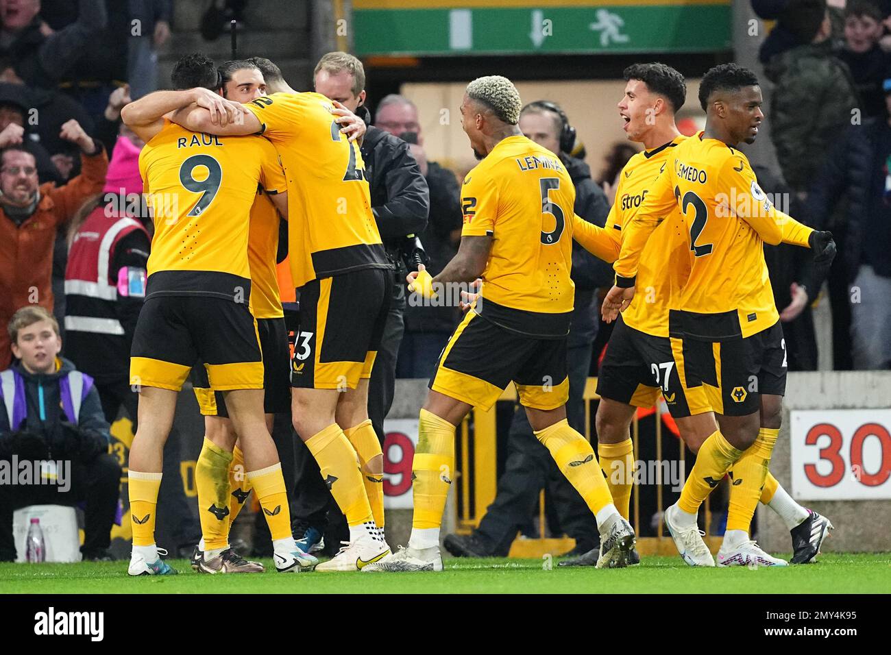 Wolverhampton, UK. 4th Feb 2023. Wolves celebrate Ruben Neves of ...