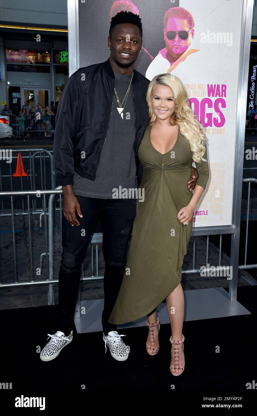 NBA player Julius Randle, of the Los Angeles Lakers, left, and Kendra ...
