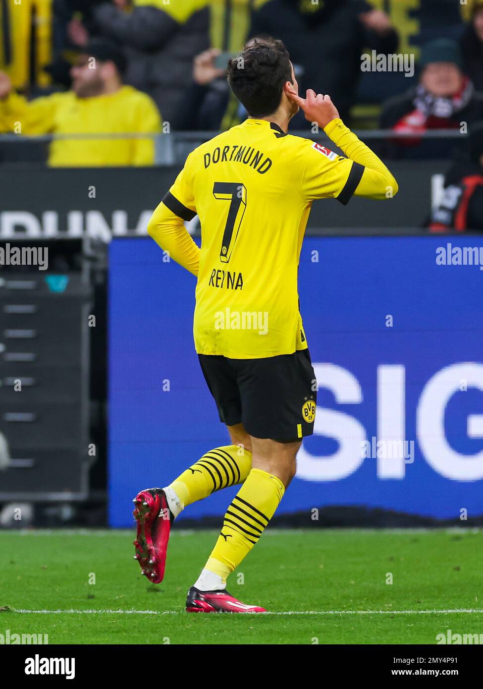 DORTMUND, GERMANY - FEBRUARY 4: Giovanni Reyna of Borussia Dortmund is ...