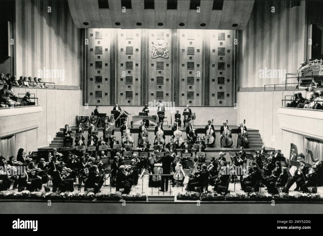 Stanislaw Skrowaczewski conducting the Halle Orchestra in the Free ...