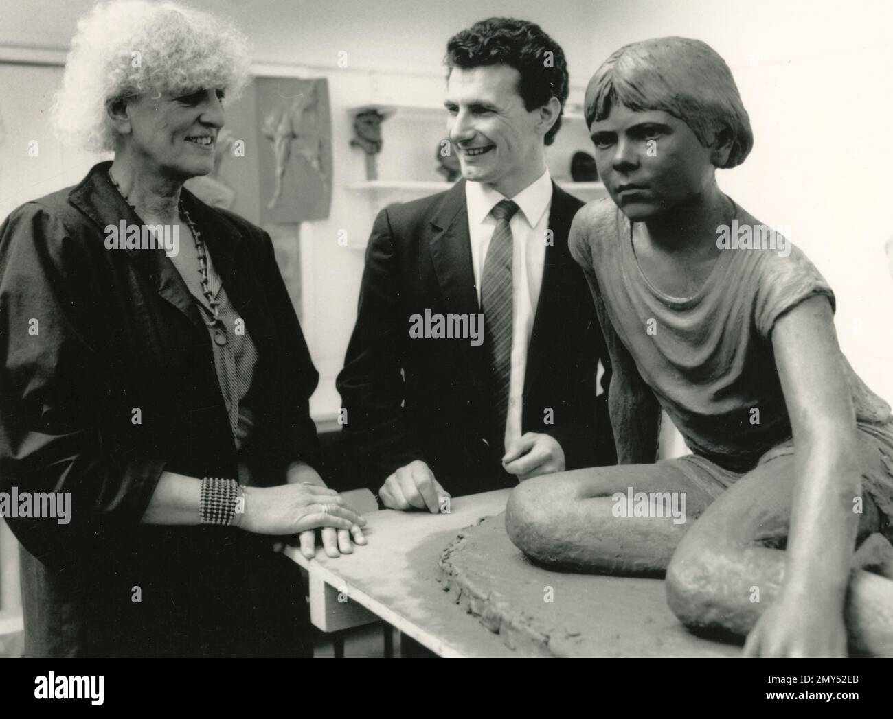 Post graduate student Mark Delf discusses his sculpture with famous ...