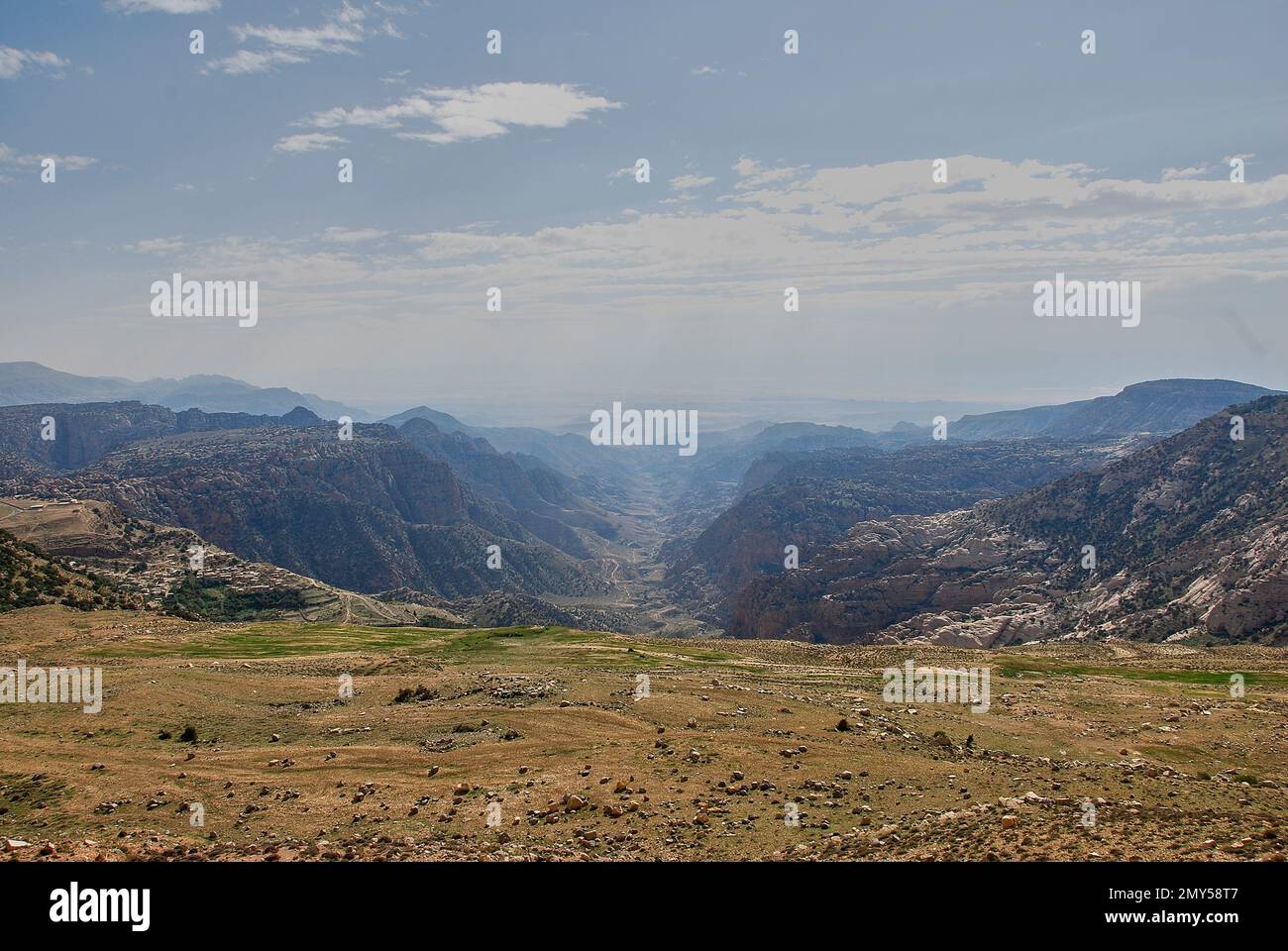 the deep rift valley of the kings in Jordan Stock Photo - Alamy