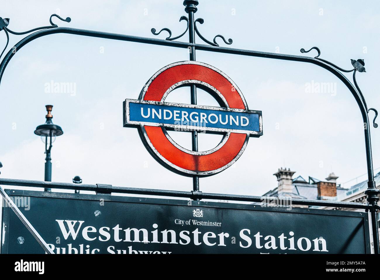 Underground sign in London Tube Metro United Kingdom Stock Photo - Alamy
