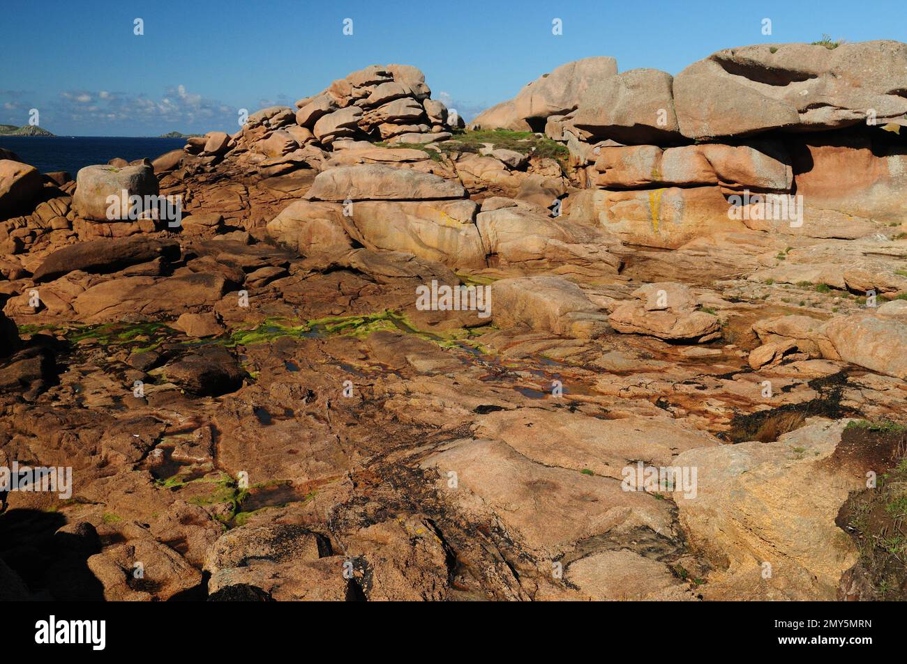 Giant Rocks On The Beautiful Red Rock Coast In Ploumanach In Bretagne ...
