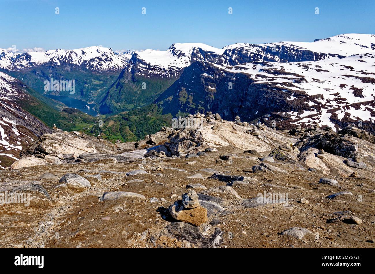 Panoramic landscape norway travel hi-res stock photography and images ...