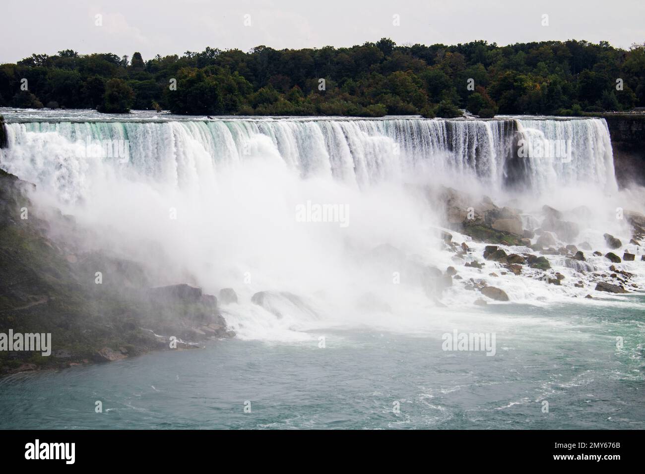 Niagara falls state park cave of the winds hi-res stock photography and ...
