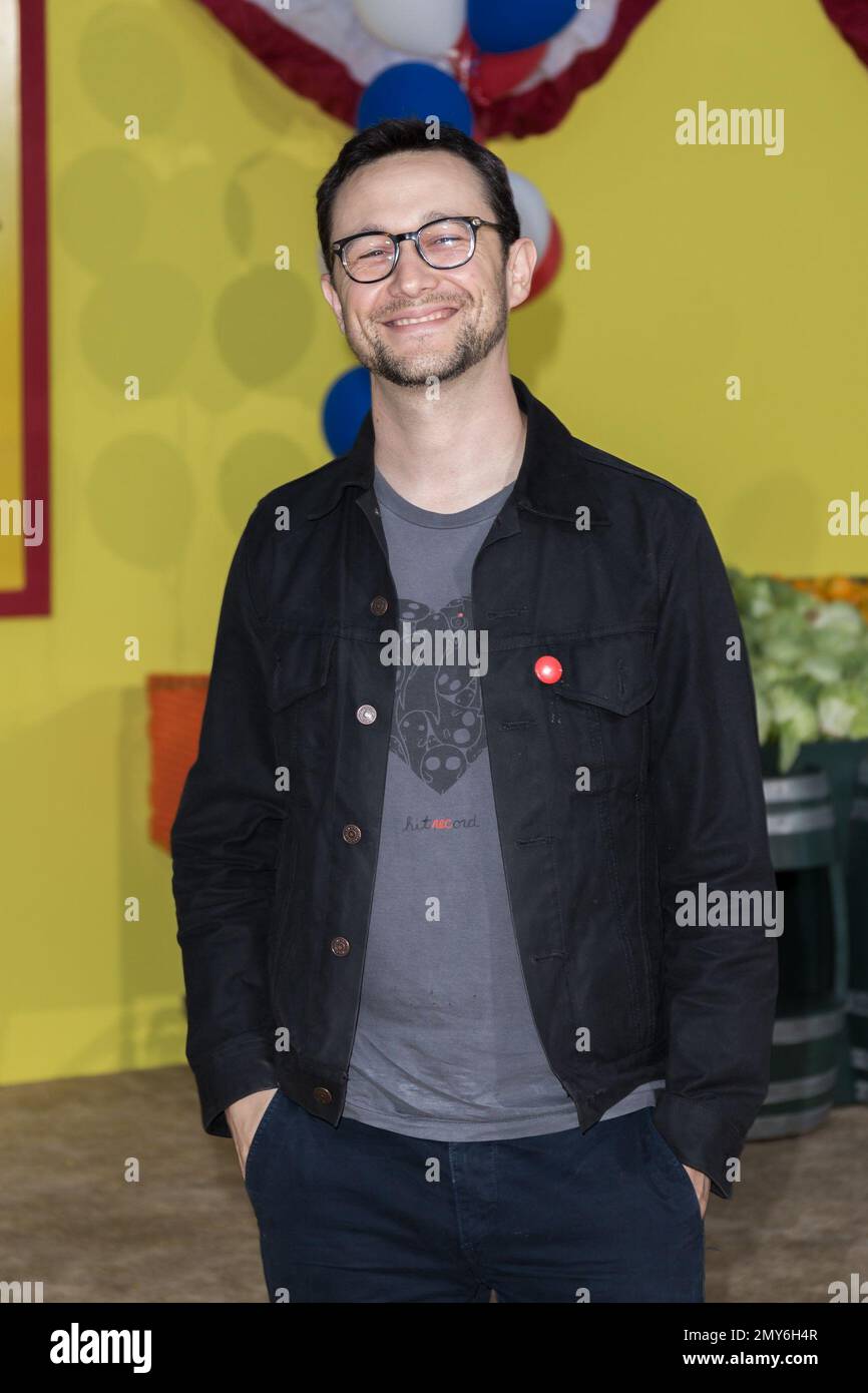 Joseph Gordon-Levitt arrives at the world premiere of "Sausage Party ...