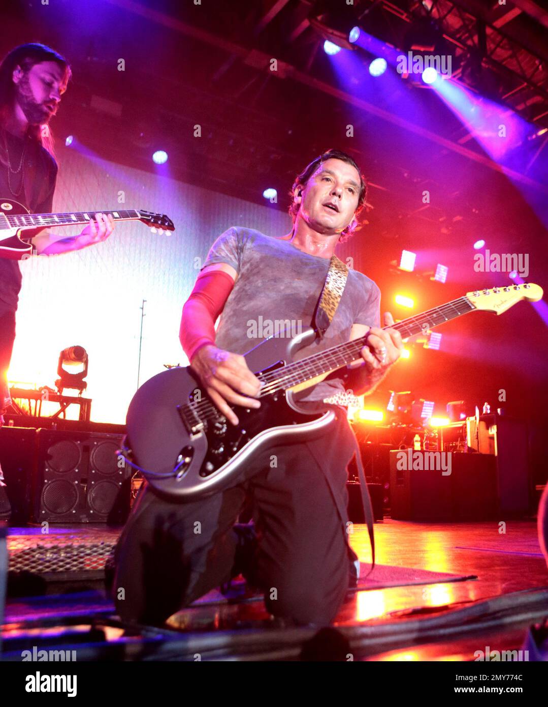 Chris Traynor, left, and Gavin Rossdale of the band Bush perform in ...