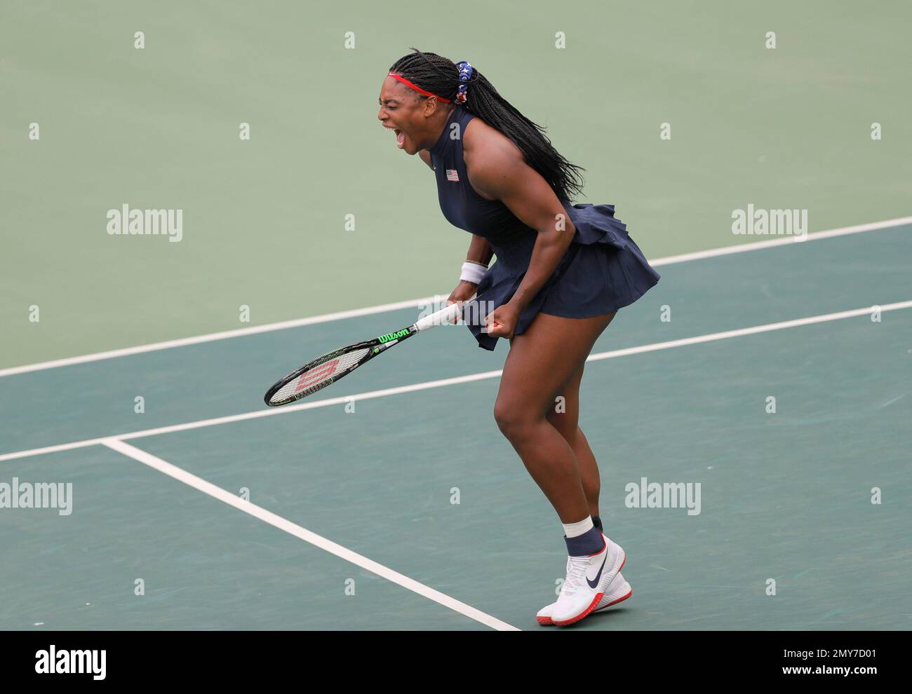 Serena Williams of the United States screams after winning a point ...