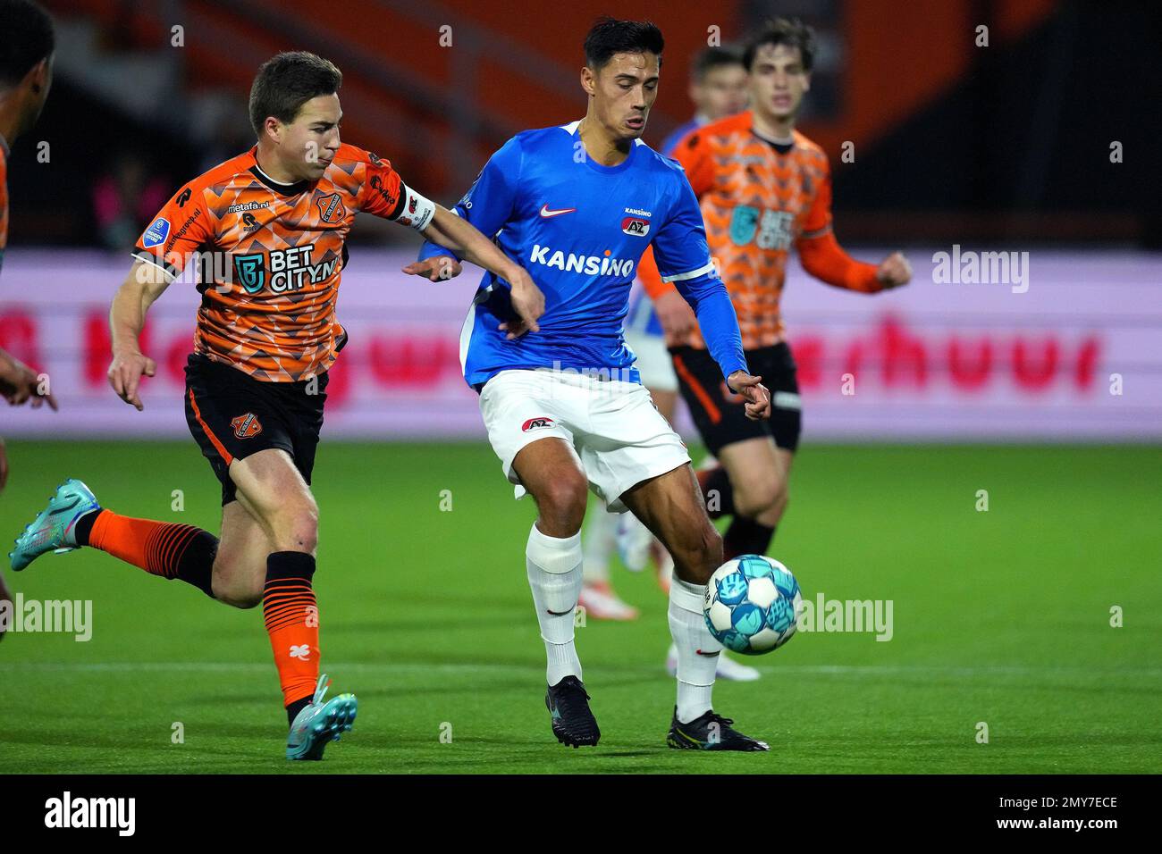VOLENDAM - (lr) Carel Eiting of FC Volendam, Tijjani Reijnders of AZ ...