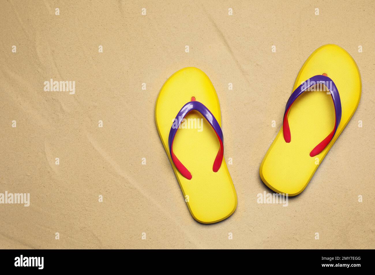 Yellow stuff on beach hi-res stock photography and images - Alamy