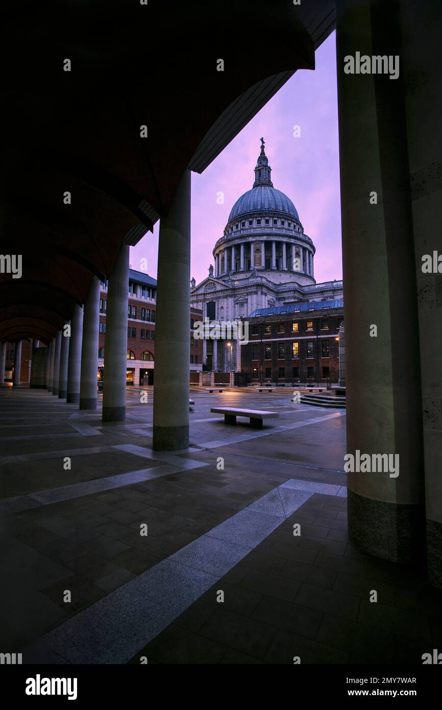 St Paul Cathedral in London frames with Columns from Paternoster Square ...