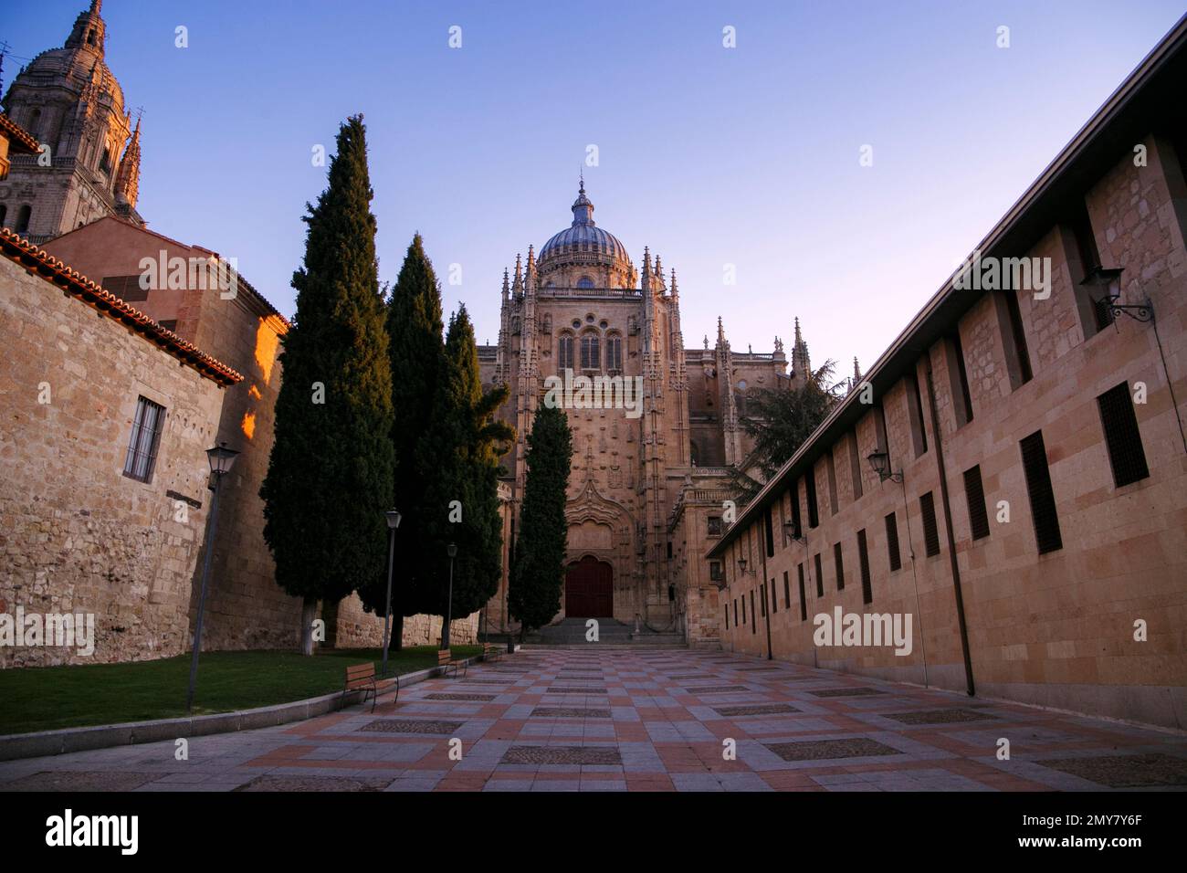 Historical landmarks buildings hi-res stock photography and images - Alamy