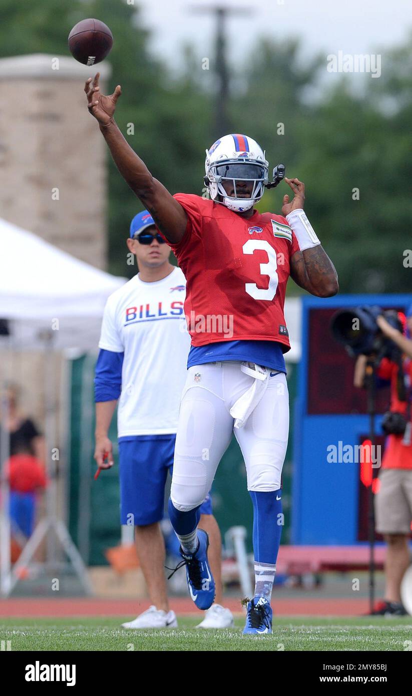 Buffalo Bills quarterback EJ Manuel (3) participates in drills during ...