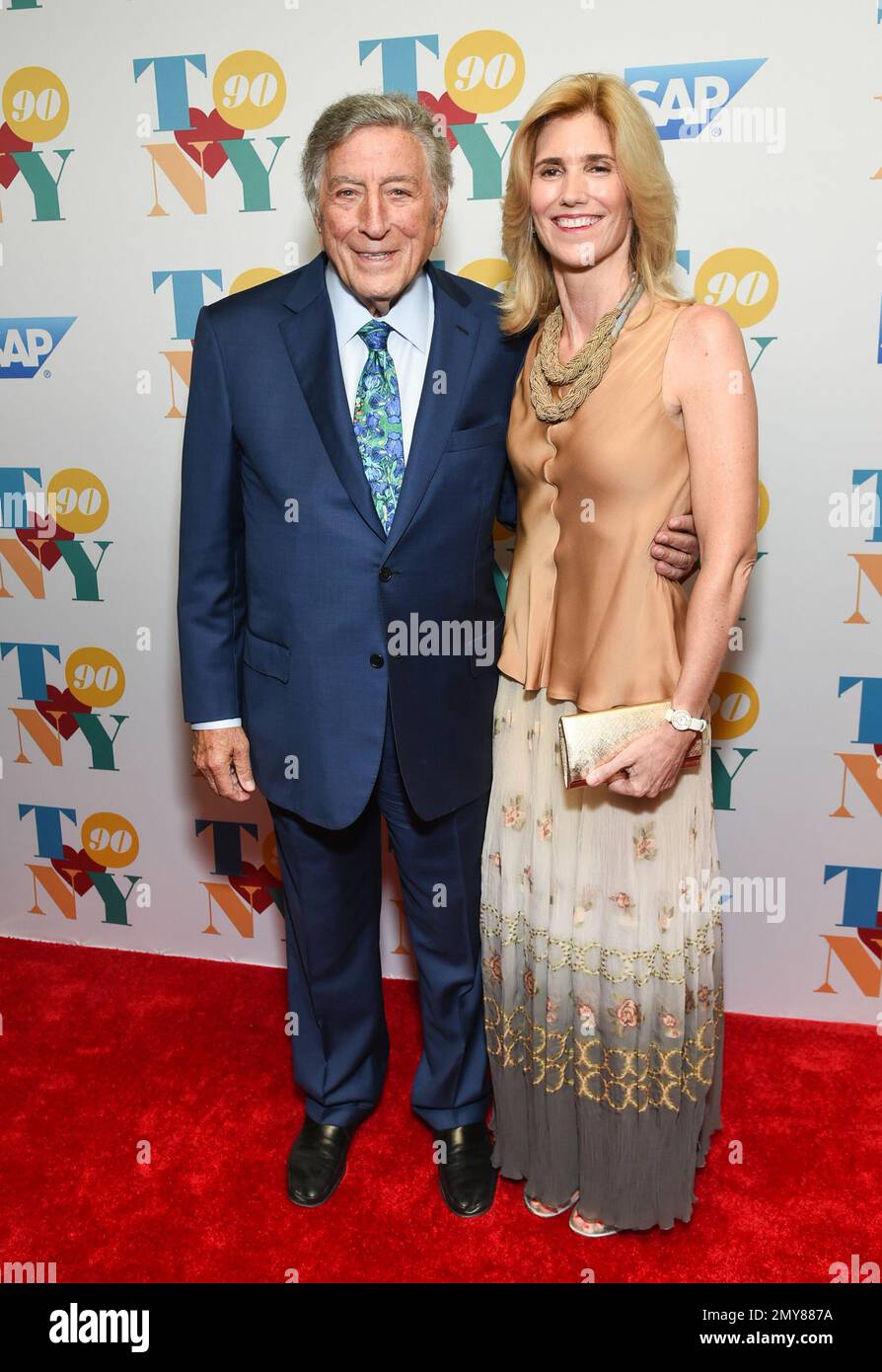 Singer Tony Bennett and wife Susan Crow arrive for his 90th birthday ...