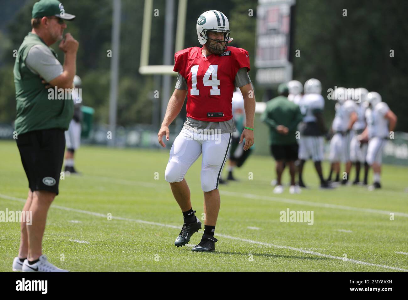 New York Jets quarterback Ryan Fitzpatrick during practice at the NFL ...