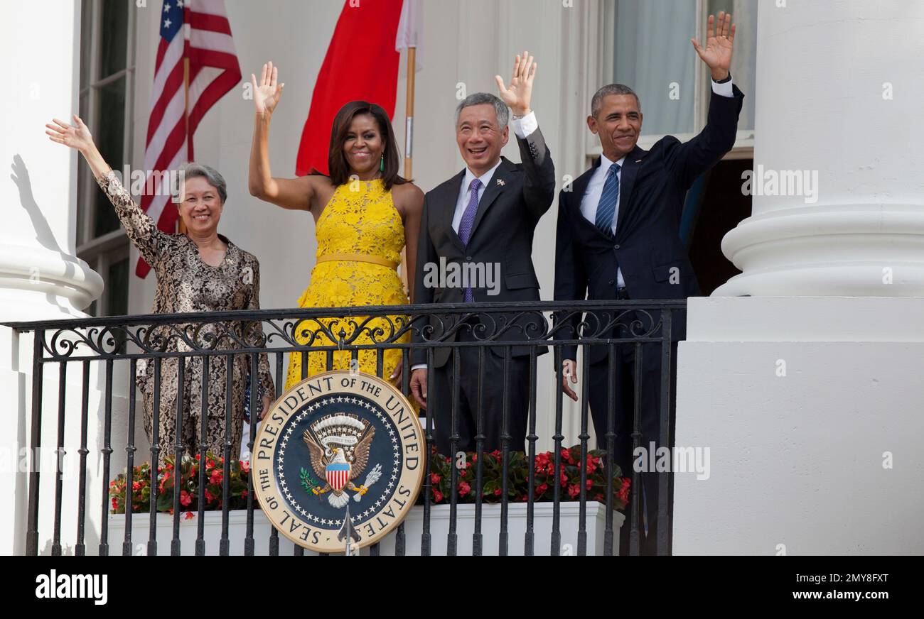 President Barack Obama, first lady Michelle Obama, Singapore's Prime ...